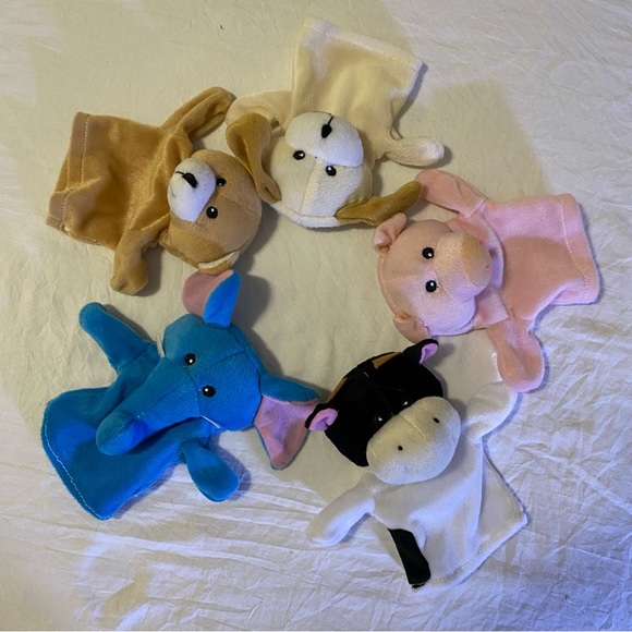 Toys | Used Puppet Book And 7 Puppets | Poshmark